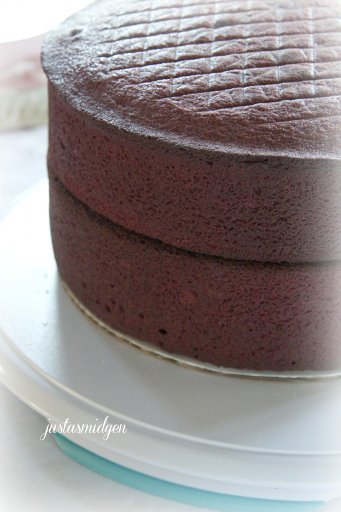 Red Velvet Chambord Surprise ♡ Cake with Ruffled Frosting » Just a Smidgen