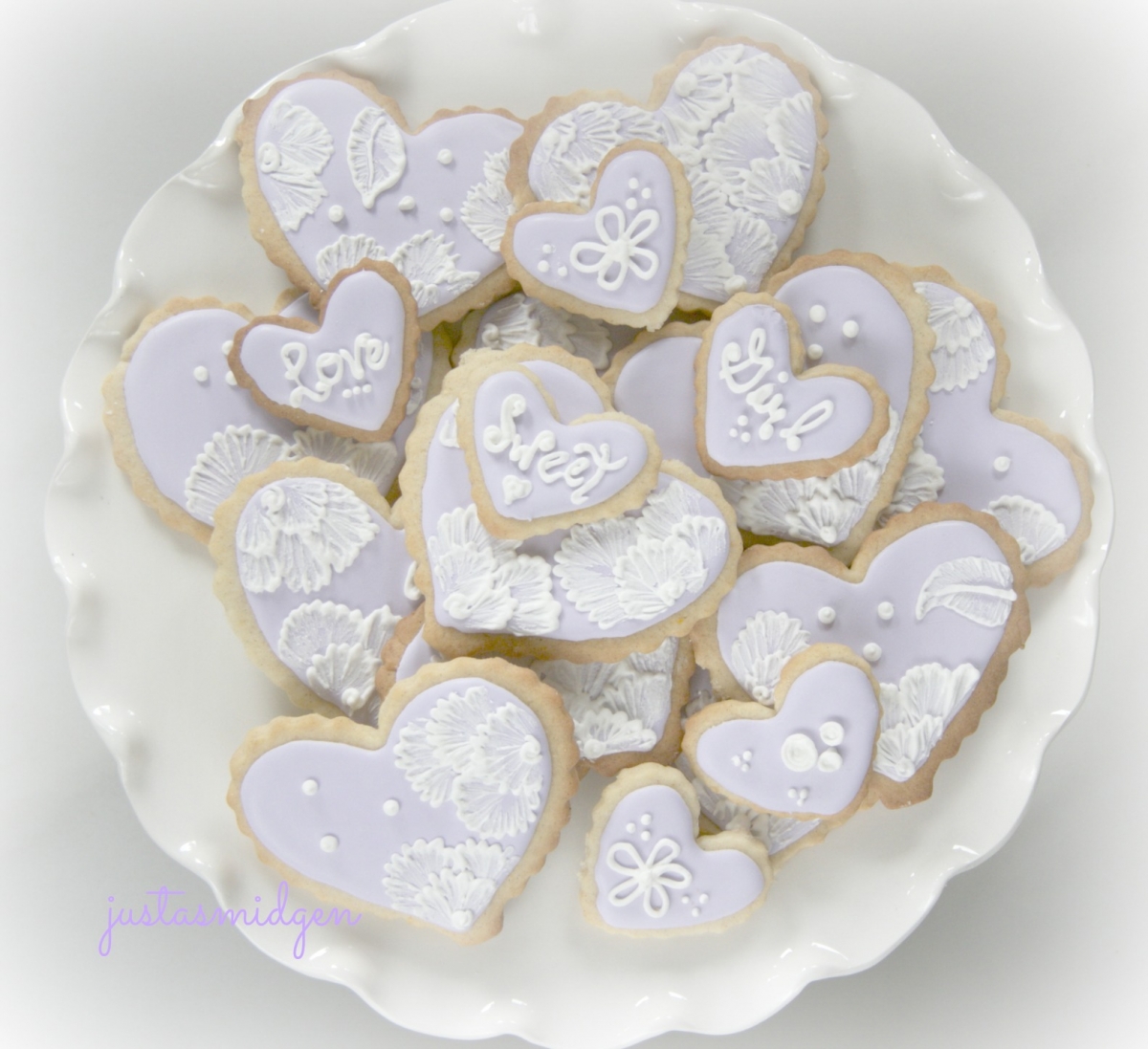 SweetAmbs Brush Embroidery Cookies.. for a Sweetie » Just a Smidgen
