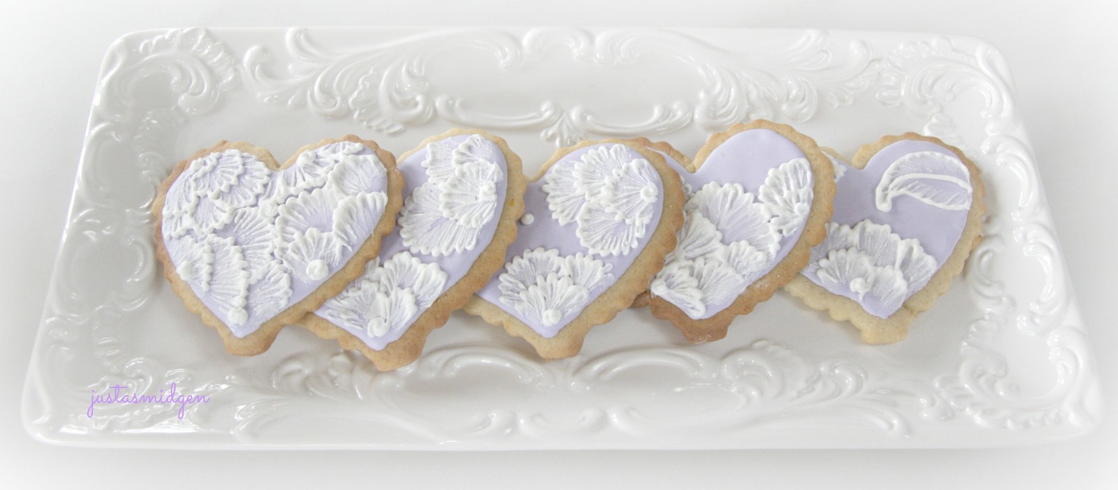 SweetAmbs Brush Embroidery Cookies.. for a Sweetie » Just a Smidgen