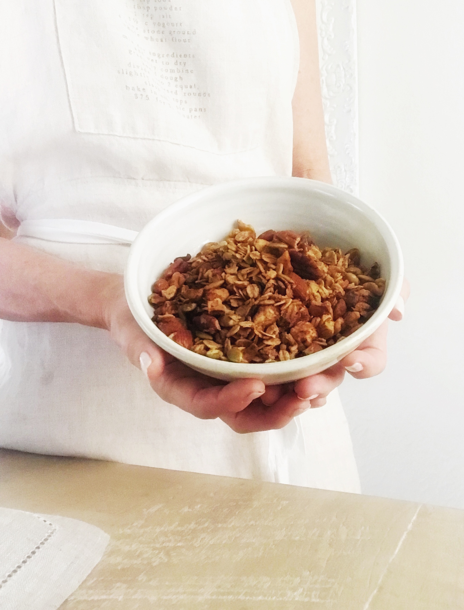 The Best Apple Cinnamon Crisp Granola » Just a Smidgen
