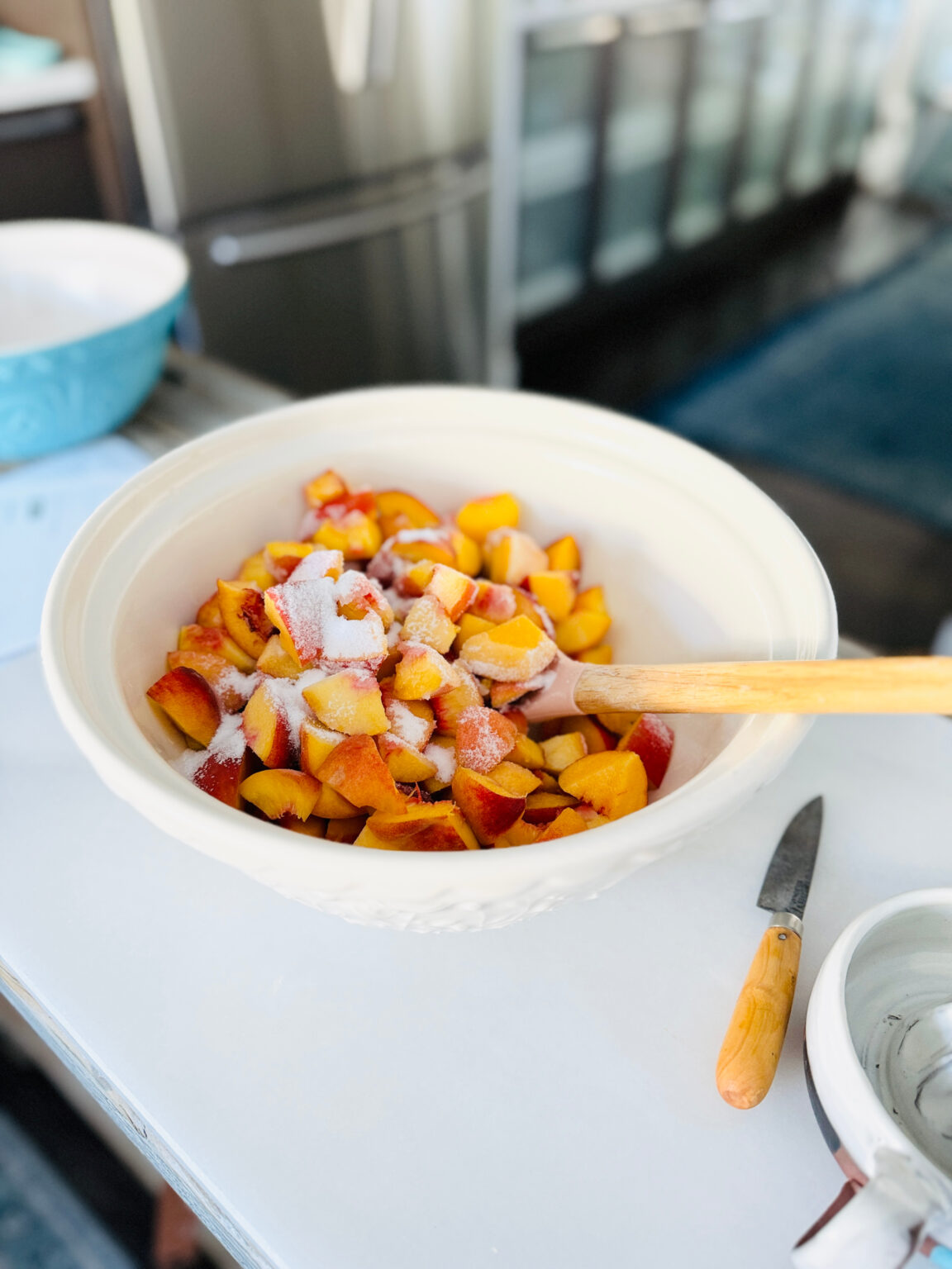 Pink Peach Cobbler » Just a Smidgen